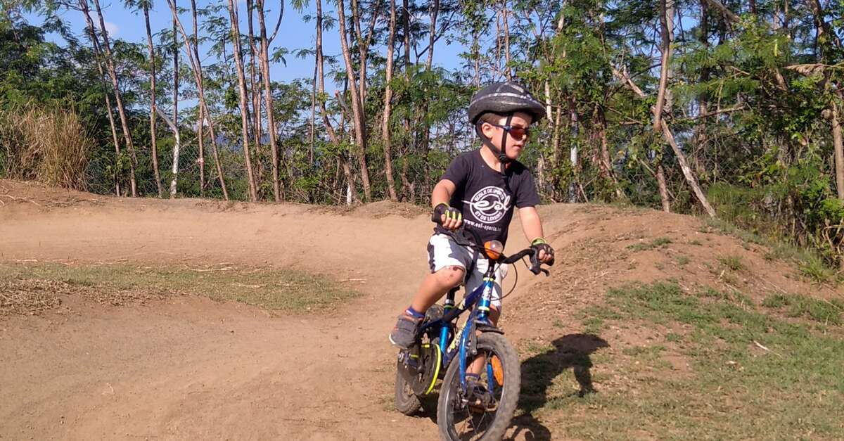 MTB – Trail 2 “Vert de bôn cool ” – Tina Loop (Nouméa) | Sud Tourism ...