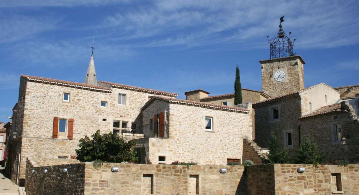 Grillon (Grillon) | Provence-Alpes-Côte d'Azur Tourism