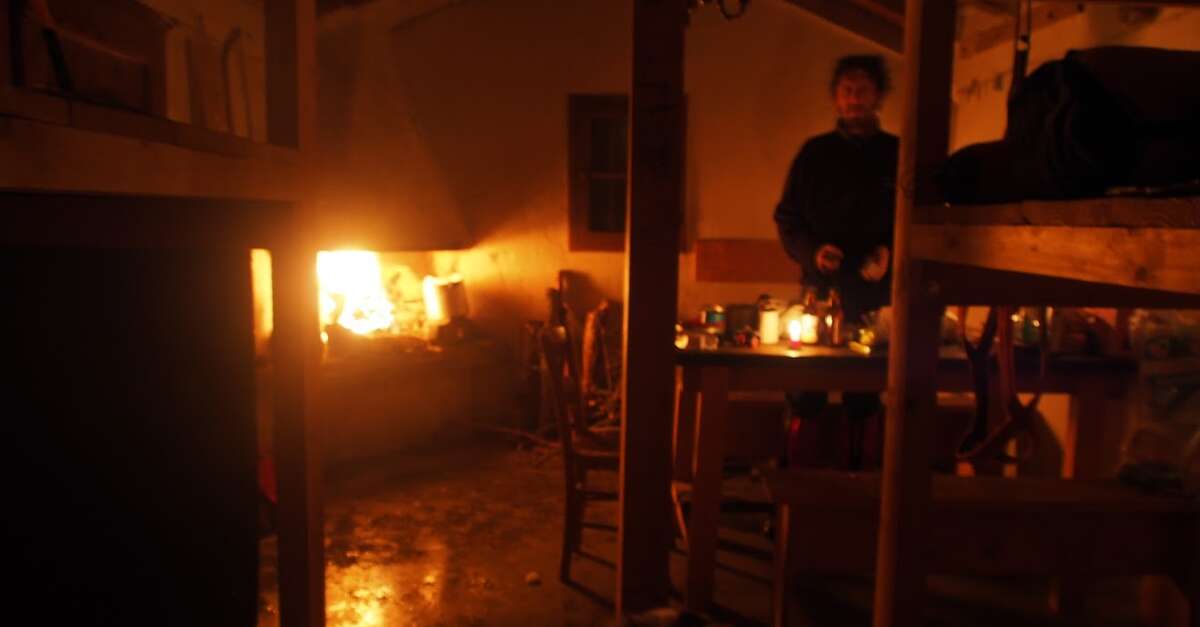 Bivouac and snowshoes with Xavier PHAN in Donezan (Mijanès)