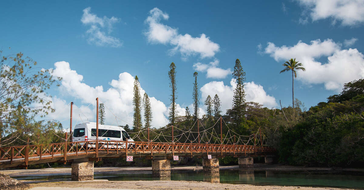 Piscine naturelle -Tour de l’île des pins – Kuu Oro Transport (Île des ...