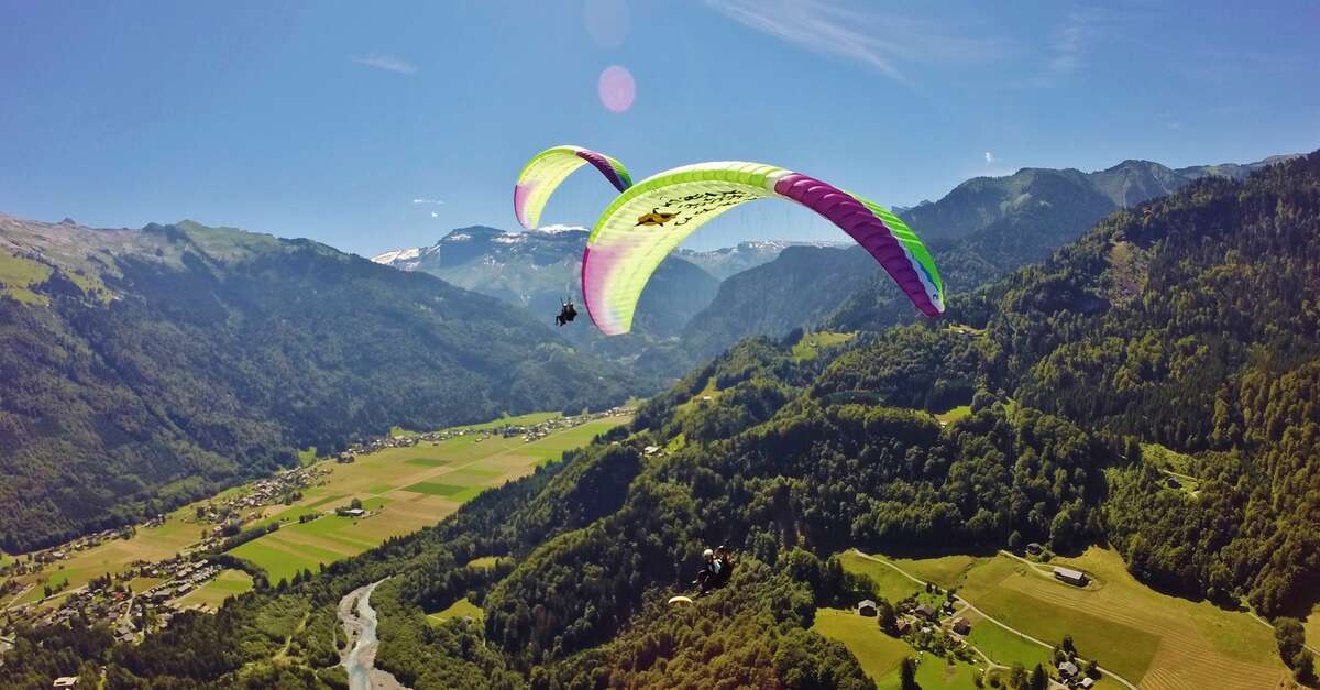 Vol ascendance en parapente (Samoëns) | Haute-Savoie Mont-Blanc