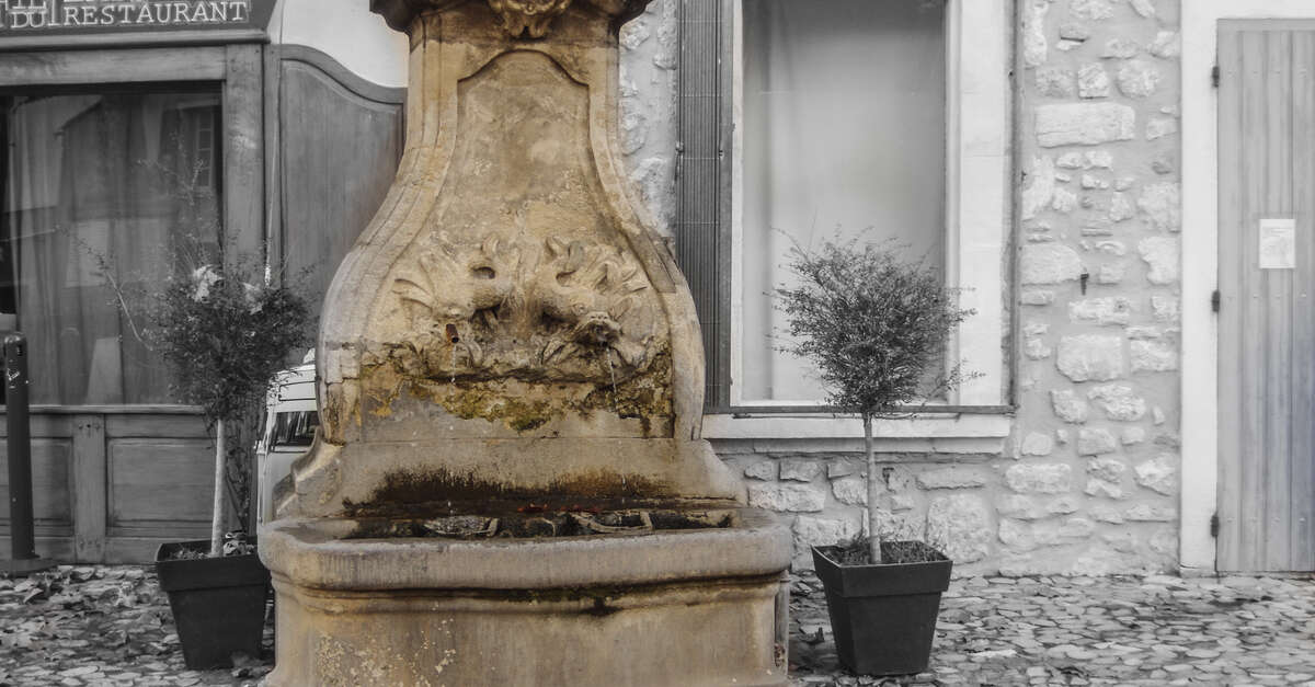 La Fontaine des Augustins (Pernes-les-Fontaines) | Provence-Alpes-Côte d'Azur Tourisme