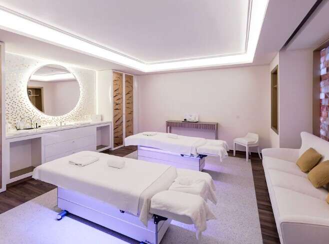 L’Oasis du Martinez – SPA by Carita (Cannes) | Provence-Alpes-Côte d ...