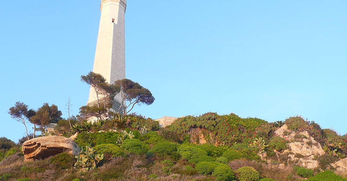 Cap-Ferrat lighthouse (Saint-Jean-Cap-Ferrat) | Provence-Alpes-Côte d ...
