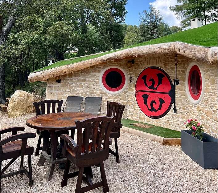 Les Cabanes du Varon – La Tanière de Pippin (Flayosc) | Provence-Alpes ...