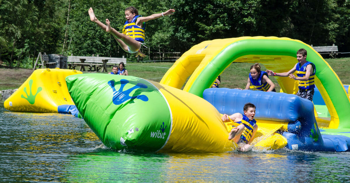 Wibit Waterpark (Les Gets) | Les Gets - Station ski ; VTT en Haute ...