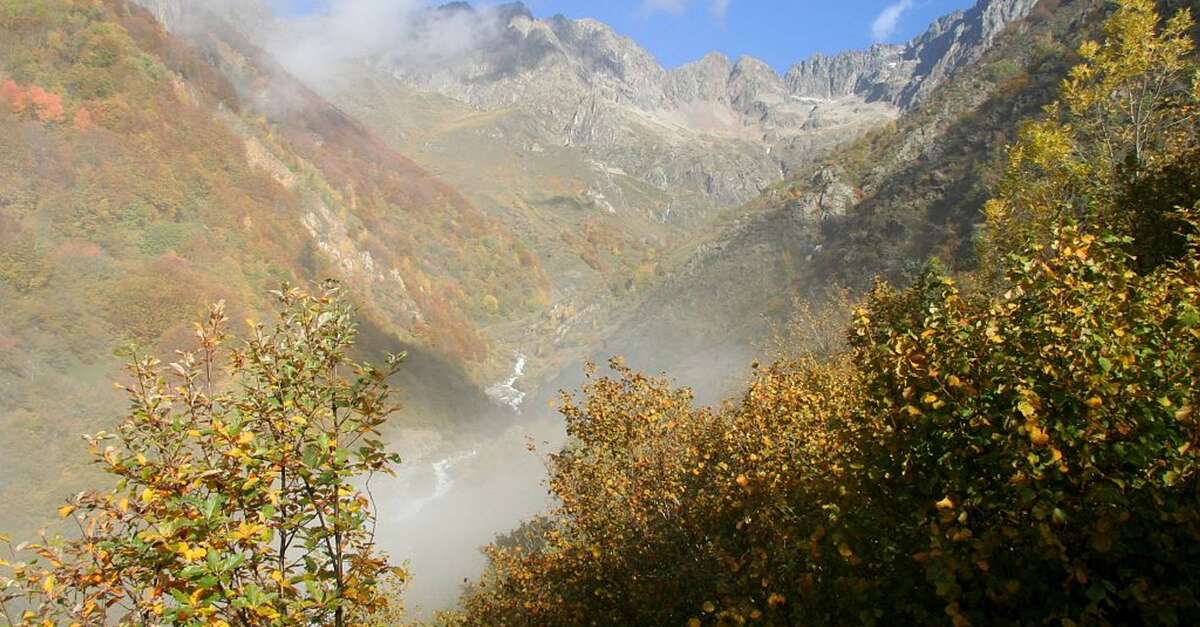 Village of Les Peines (Villar-Loubière) | Provence-Alpes-Côte d'Azur ...