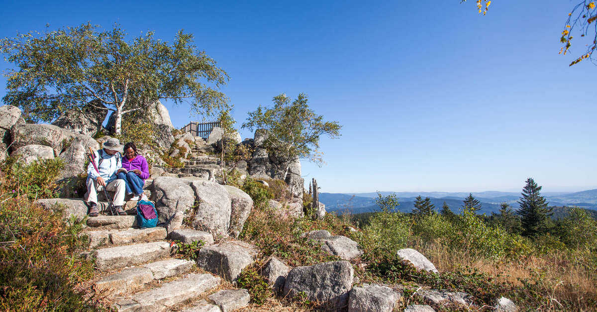 Site de Pierre Pamole (Vollore-Montagne) | Vacances en Auvergne ...