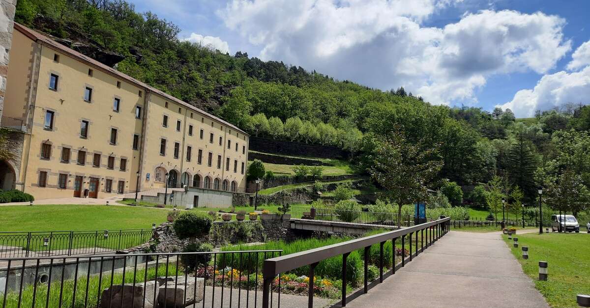Restaurant l'Hermitage - Saint-Chamond | Office de Tourisme du Pilat
