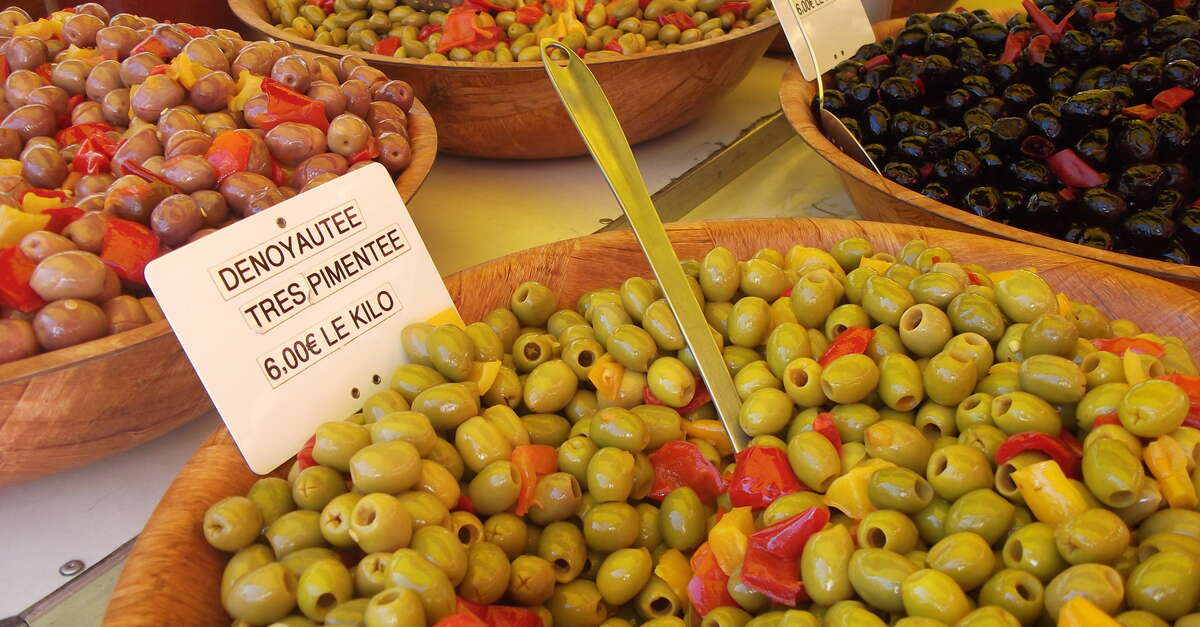 Le marché de Provence du Pont du Las (Toulon) | Provence-Alpes-Côte d ...