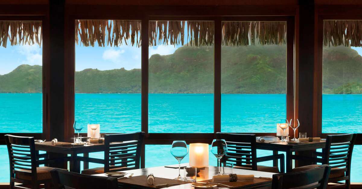 Lagoon – The St. Regis Bora Bora Resort (Bora Bora) | Tahiti Tourisme PF