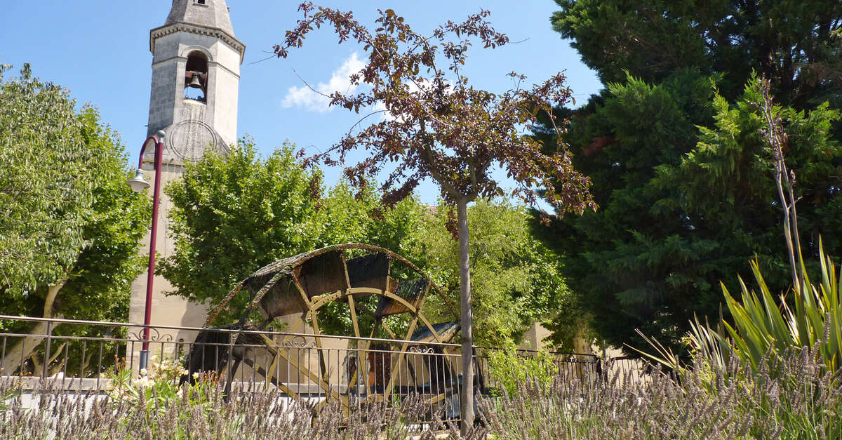 Eglise Saint-Paul (Cheval-Blanc) | Provence-Alpes-Côte d'Azur Tourism