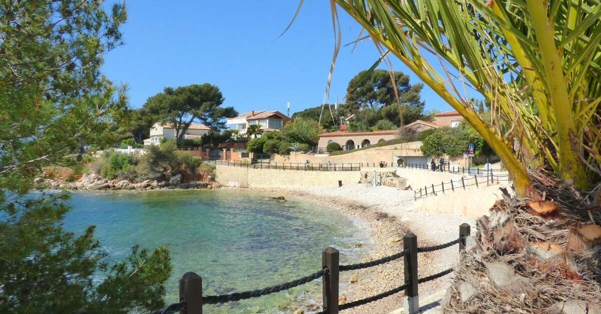 Plage Barry / Barry Beach (Bandol) | Provence-Alpes-Côte d'Azur Tourism