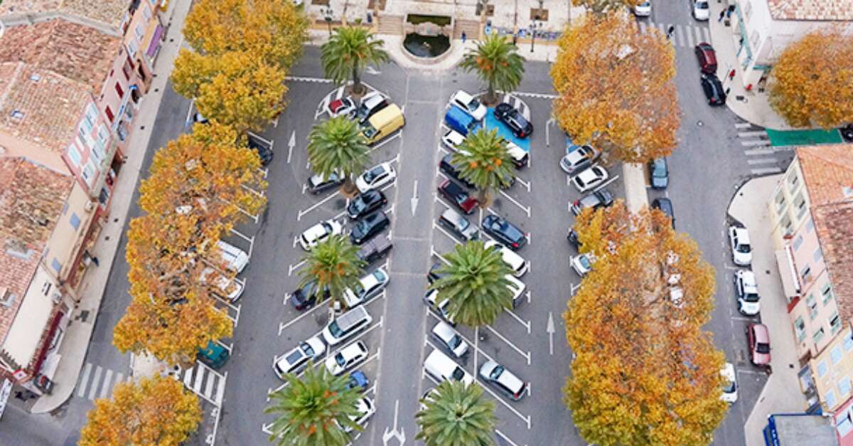 Parking place Mendès France (Cogolin) | Provence-Alpes-Côte d'Azur Tourism