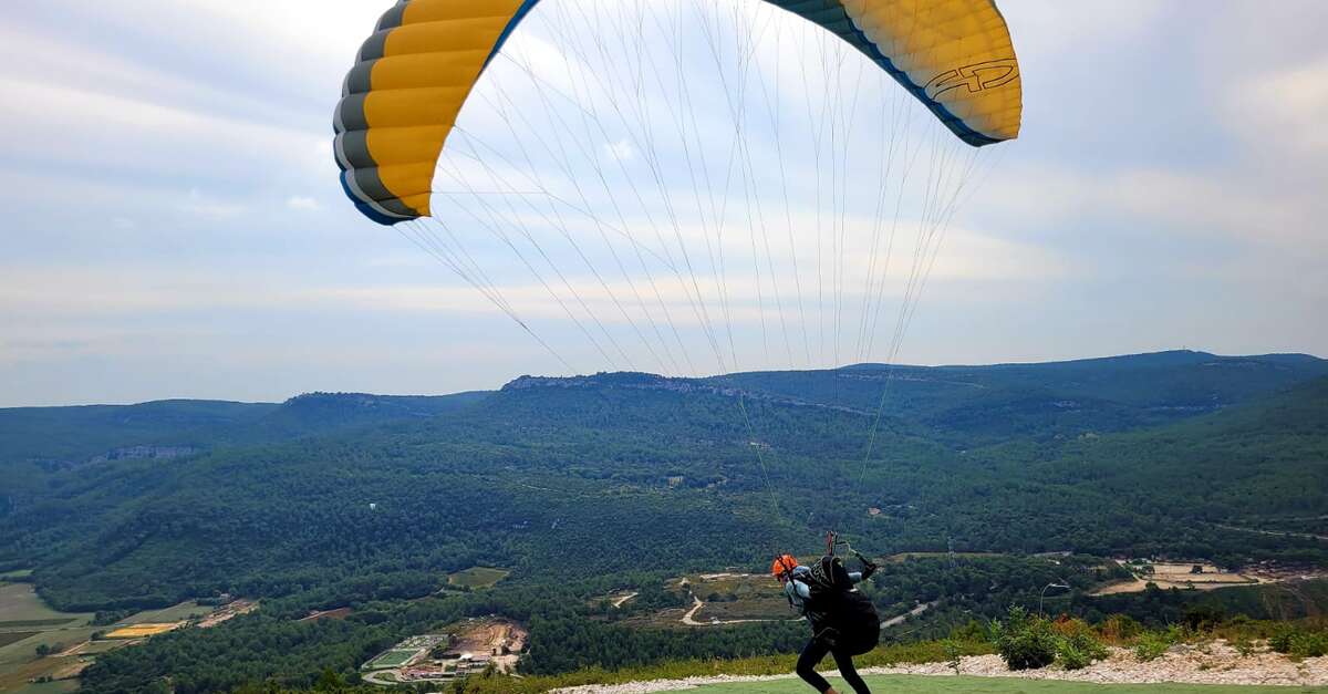 Marseille parapente (Cuges-les-Pins) | Provence-Alpes-Côte d'Azur Tourisme