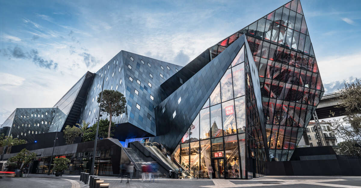 DoubleTree by Hilton Nice Centre Iconic (Nice) | Destination Côte d ...