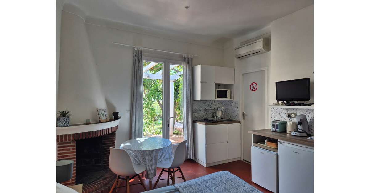 Studio** – Mrs Cambra (Saint-Tropez) | Côte d’Azur France / French Riviera