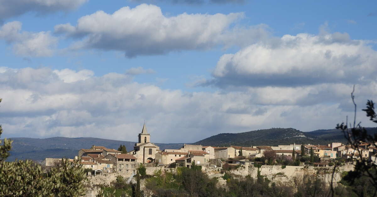 V09 Venasque et le passage de l’Ascle (Venasque) | Provence-Alpes-Côte ...