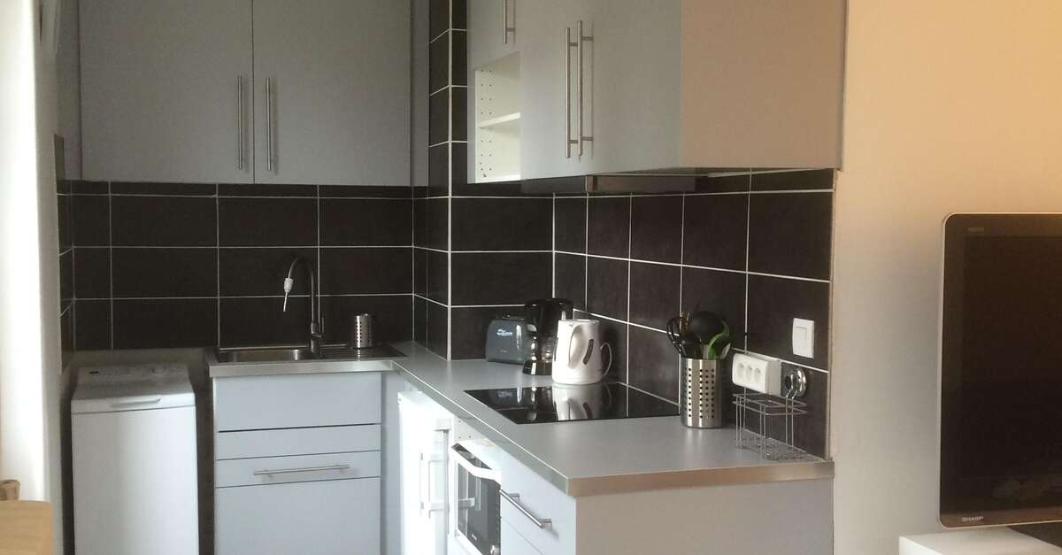 Meublé Laevens – 2eme étage – 2 pers – 4* (Vaulnaveys-le-Haut) | Office ...