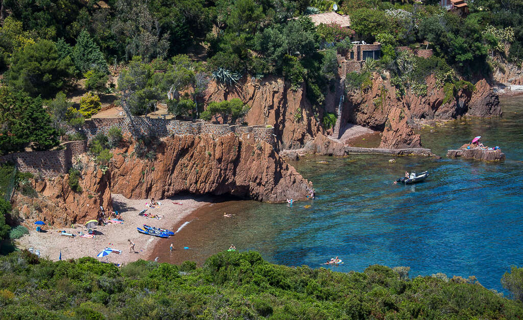 Calanque de Cap Roux (Saint-Raphaël) | Provence-Alpes-Côte d'Azur Tourism