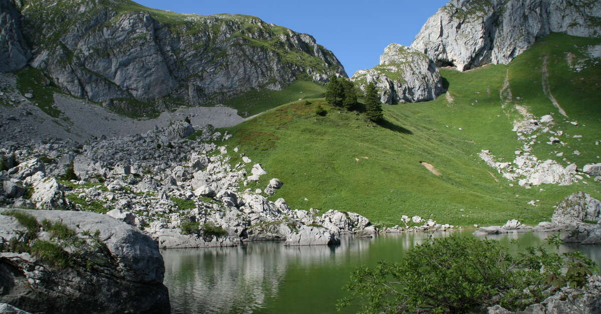 Hiking : Lac de Darbon via the 3 passes (Vacheresse) | Portes du Soleil