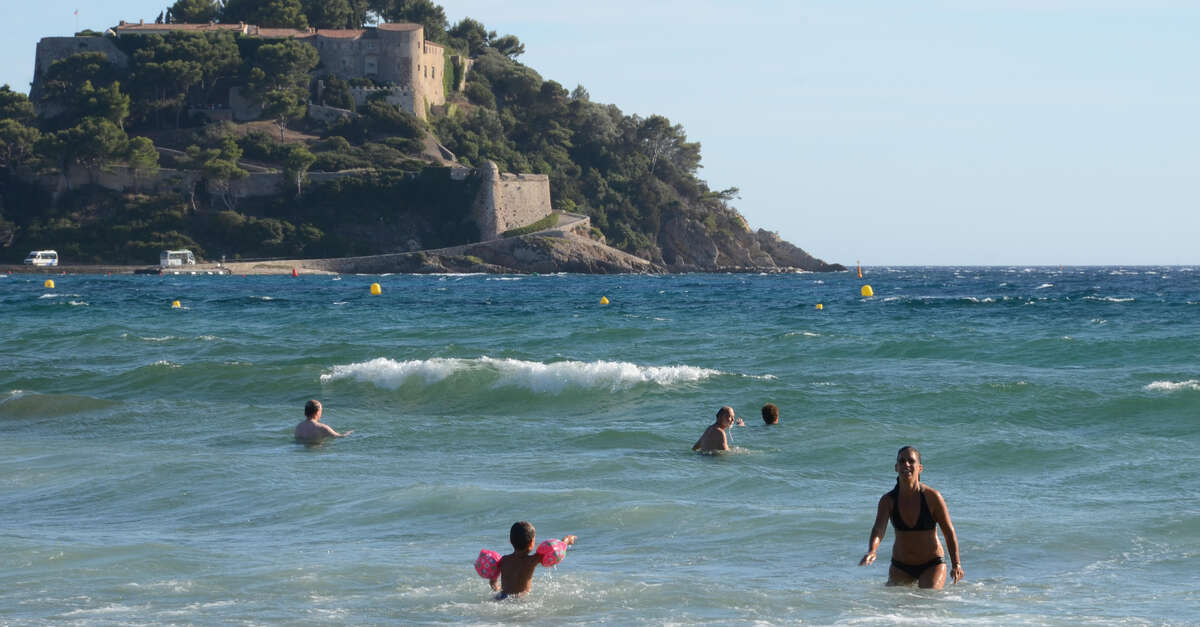Plage de Cabasson (Bormes-les-Mimosas) | Destination Côte d’Azur France ...