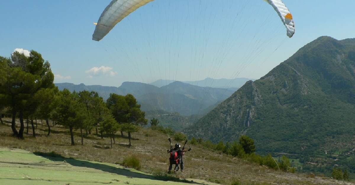 Site de décollage de parapente (Sospel) | Provence-Alpes-Côte d'Azur ...