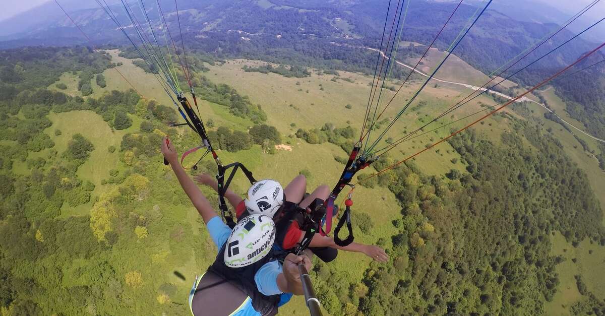 Ariège Parapente (Montségur) | Site Officiel de l'Office de Tourisme ...