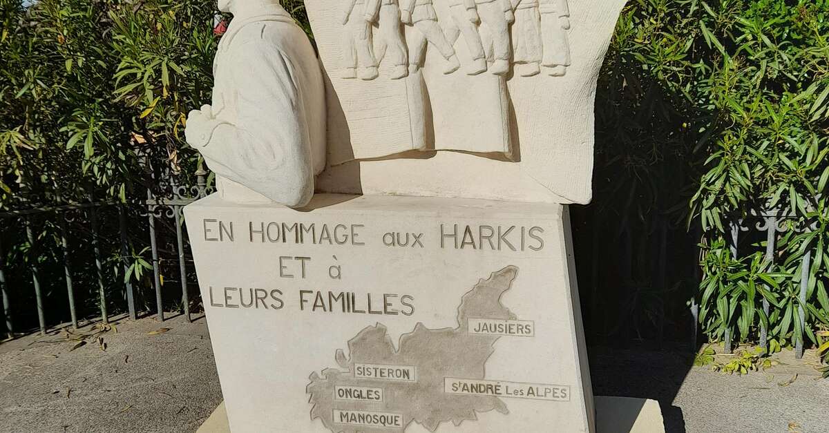 Stèle en hommage aux Harkis (Manosque) | Provence-Alpes-Côte d'Azur Tourism
