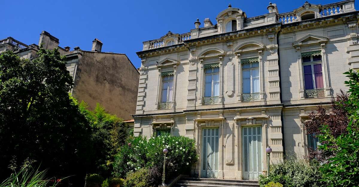 Museums and private mansions walk (Avignon) | Provence-Alpes-Côte d ...
