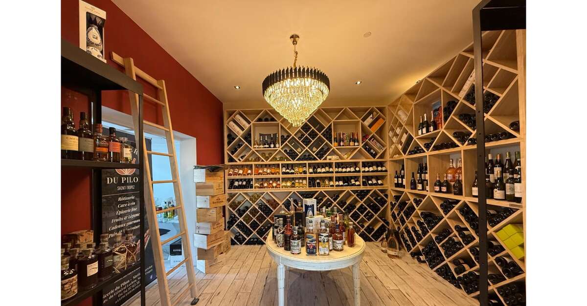 Station & Epicerie du Pilon (Saint-Tropez) | Destination Côte d’Azur ...