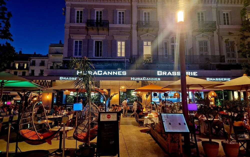 Huracannes (Cannes) | Côte d’Azur France / French Riviera