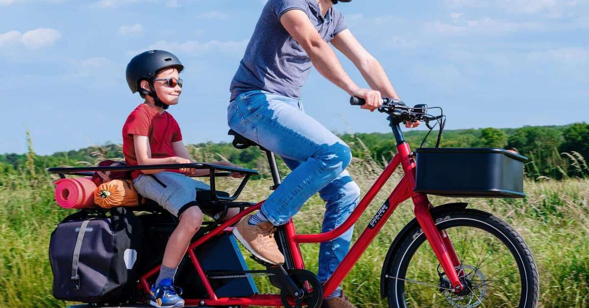 Balade en longtail électrique par Réavélo Neaud Morin (Les Portes-en-Ré ...