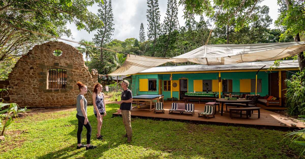 Guest room – Prony’s Paradise (Mont-Dore) | New Caledonia Tourism: The ...