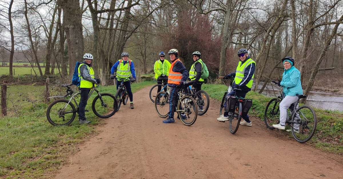 Balade familiale à vélo (Sainte-Foy-Saint-Sulpice) | Loire Tourisme