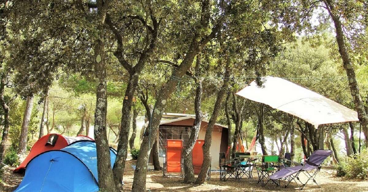 Les Chalottes Campsite (Murs) | Provence-Alpes-Côte d'Azur Tourism
