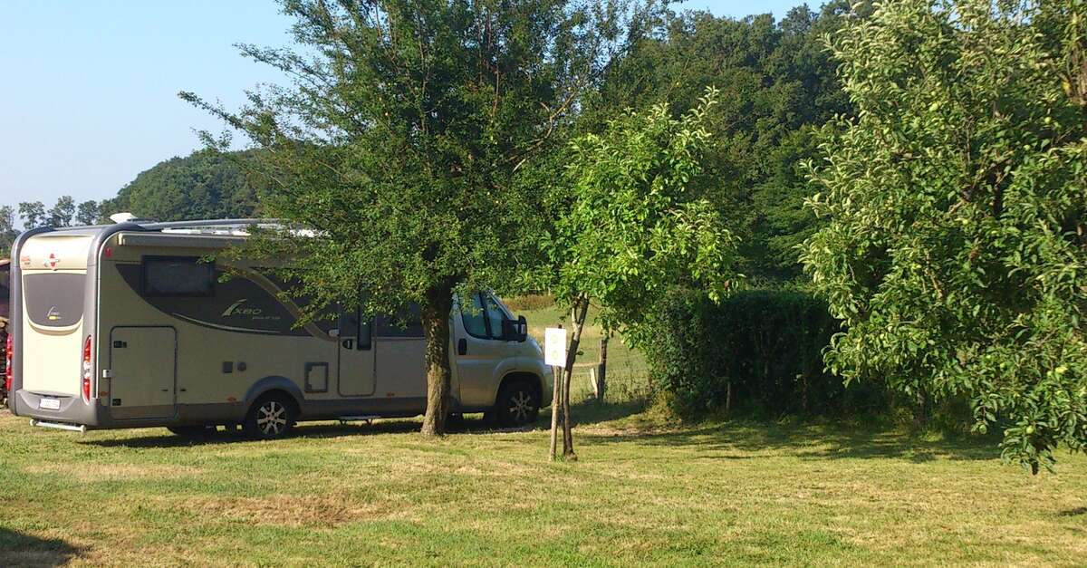 Accueil camping-cars – Auberge du Grand Ronjon (Cormoz) | Bourg-en ...