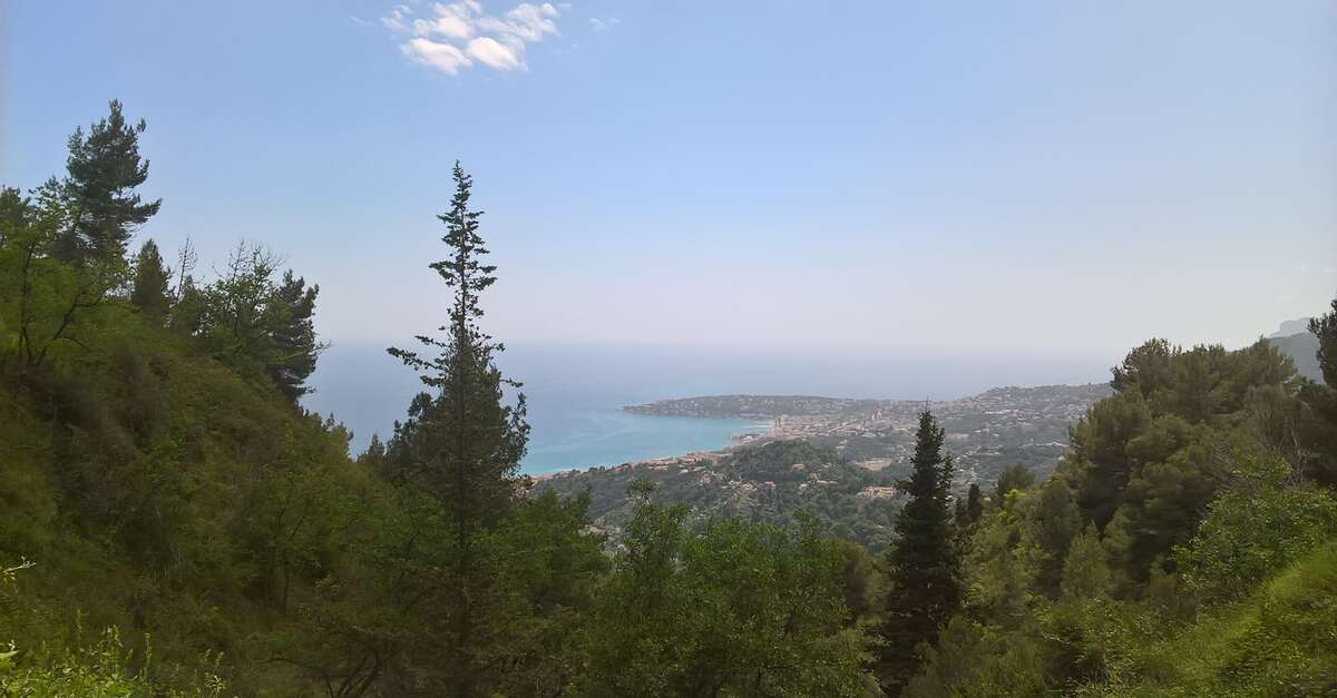 Randonnée pédestre Boucle du Mont Carpano et Plan du Lion (Castellar ...