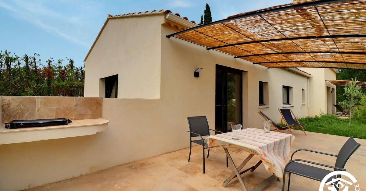 Petit Gîte Notre Dame (Saint-Étienne-du-Grès) | Marseille Tourism