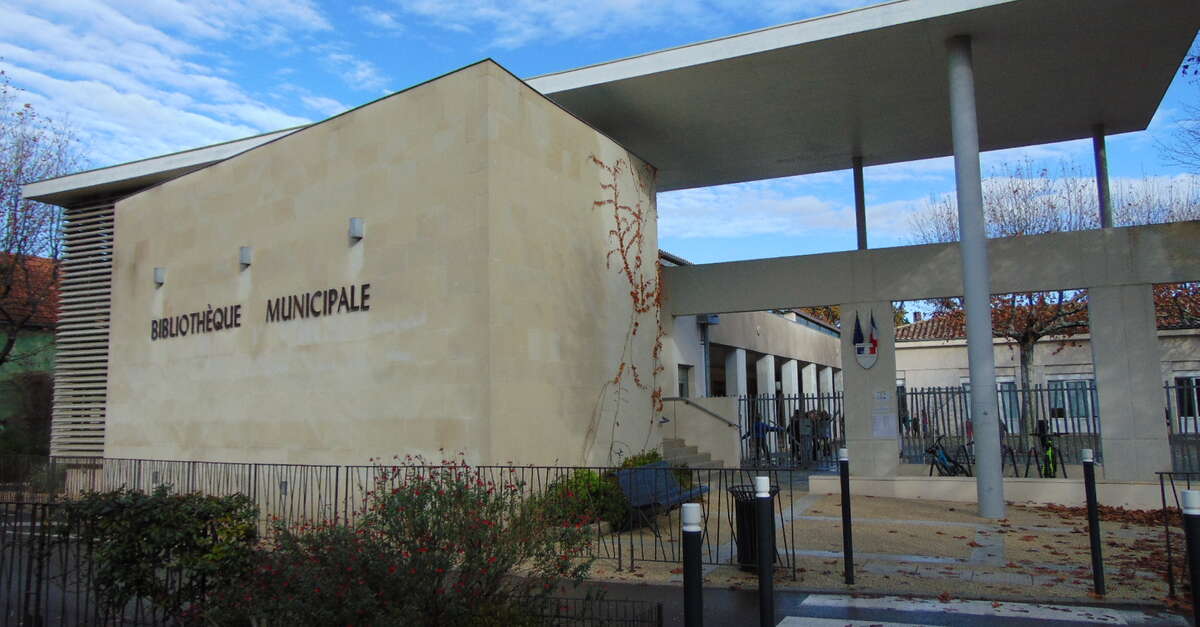 Bibliothèque Municipale (Violès) | Provence-Alpes-Côte d'Azur Tourism