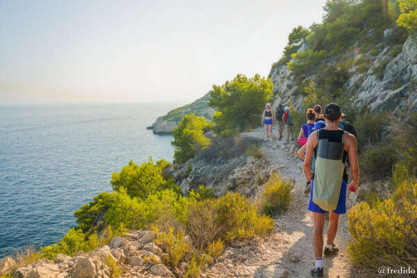 Yoga & Hiking Côte bleue Marseille (Le Rove) | Marseille Tourism