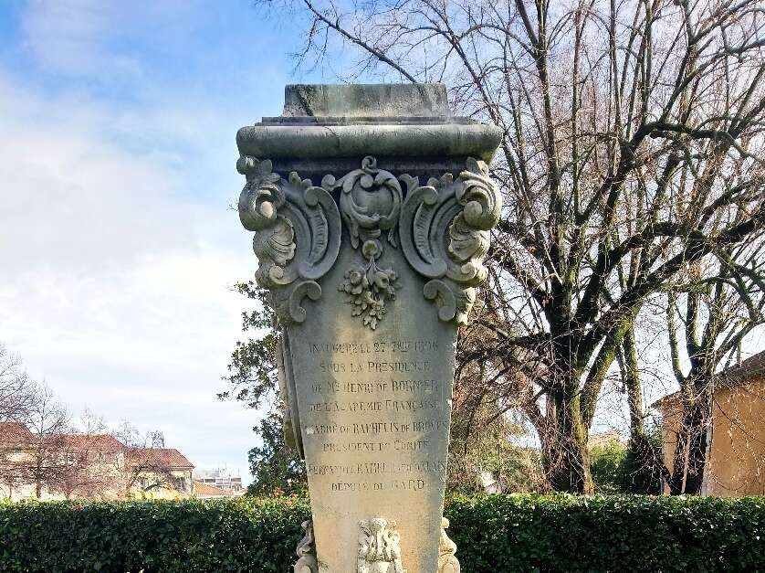 Statue de l’Abbé Boissier de Sauvages d’Alès (Alès) | Toerisme Cevennen