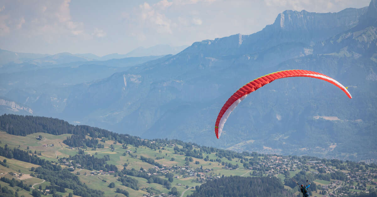Vol biplace en parapente encadré par un pilote (Megève) | Haute-Savoie ...