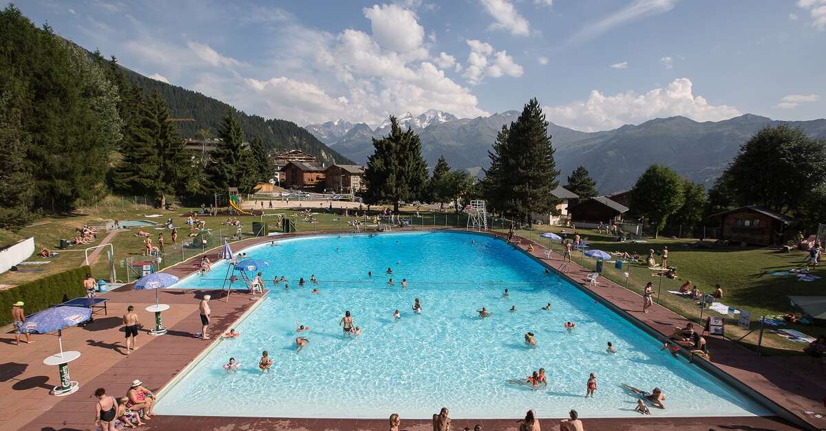 Piscine extérieure – Centre Sportif de Verbier (Verbier) | Verbier ... Piscine extérieure – Centre Sportif de Verbier (Verbier) | Verbier ...