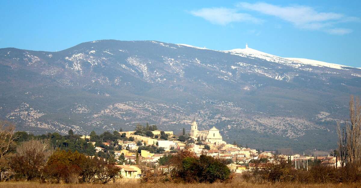 Les remparts et le Portail Catheron (Bédoin) | Provence-Alpes-Côte d ...