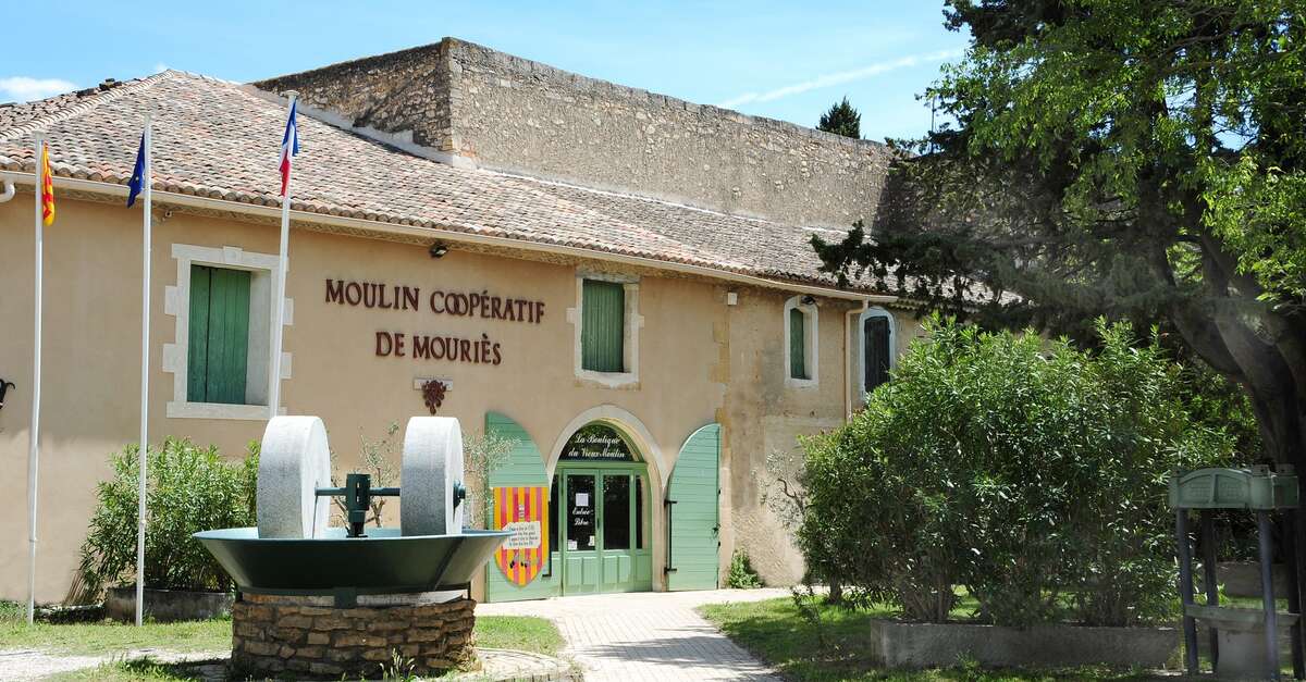 Moulin Coopératif de Mouriès (Mouriès) | Provence-Alpes-Côte d'Azur ...