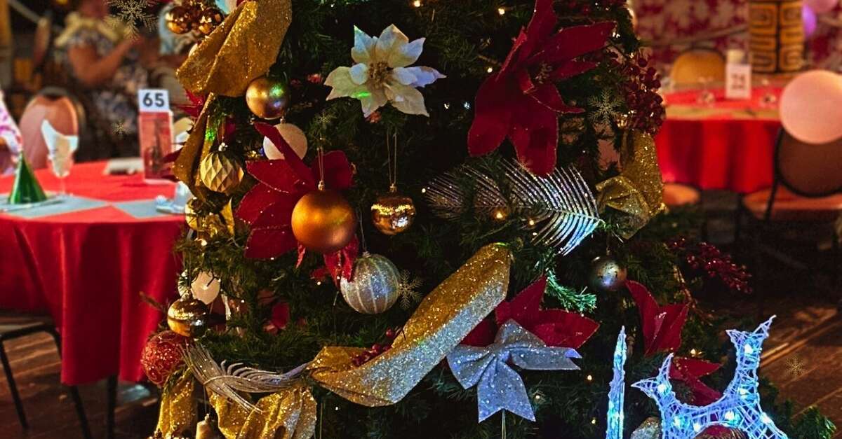 Christmas eve at Captain Bligh (Punaauia) | Tahiti Tourisme - Official ...