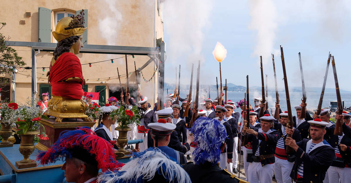 Bravade des Espagnols (Saint-Tropez) | Côte d’Azur France / French Riviera