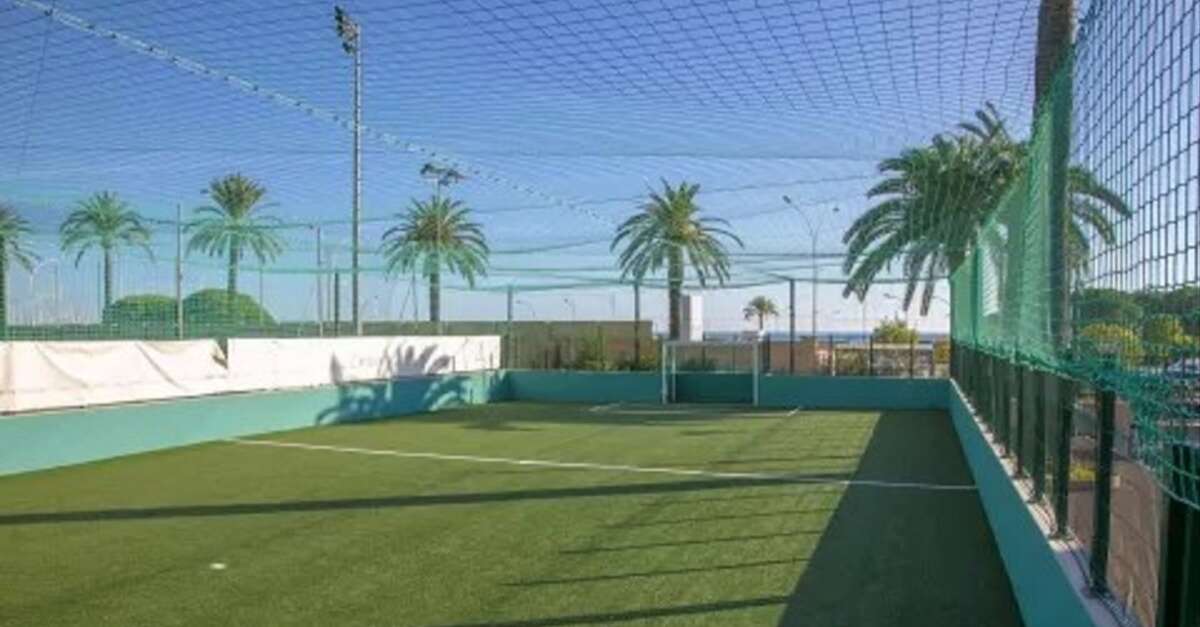 Foot 5 (Menton) | Menton, Riviera & Merveilles Tourist Office