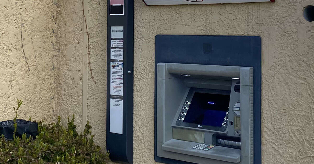 Distributeur Automatique de banque (Port Grimaud-Avenue de la mer ...